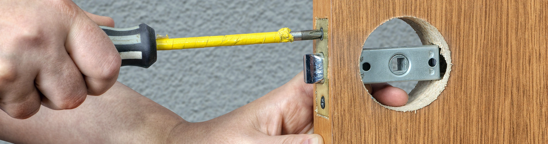 Deadbolt Installation Orlando, Florida | Professional Installation ...